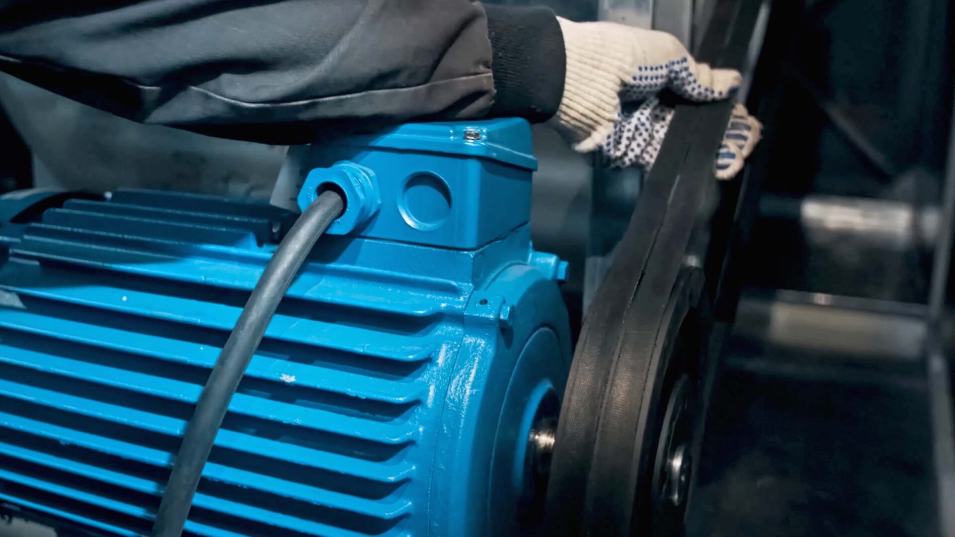 V-Belt Sheave Alignment Tolerances and Why They Matter - Acoem USA