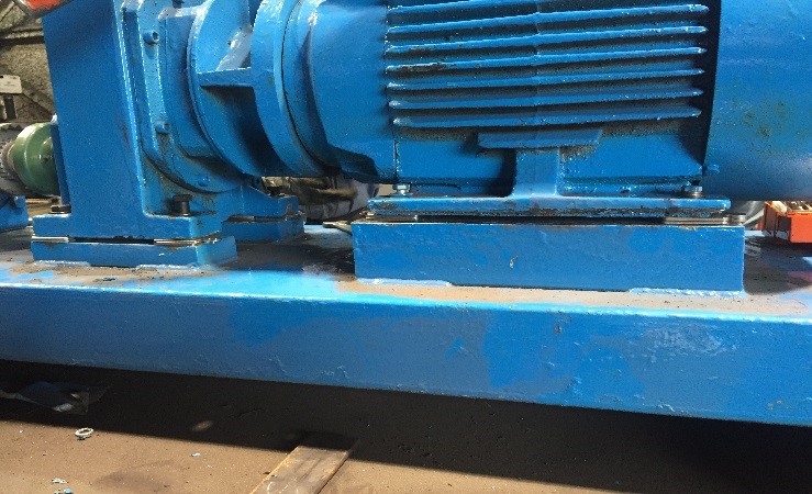 Shimming when there are more than four feet on the moveable element ...